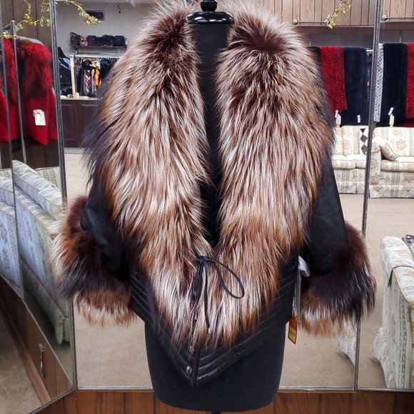 Mitchie's | Jackets & Coats | Lamb Leather Cape Jacket With Fox Fur ...